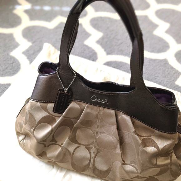 Coach | Bags | Coach Signature Lexi | Poshmark